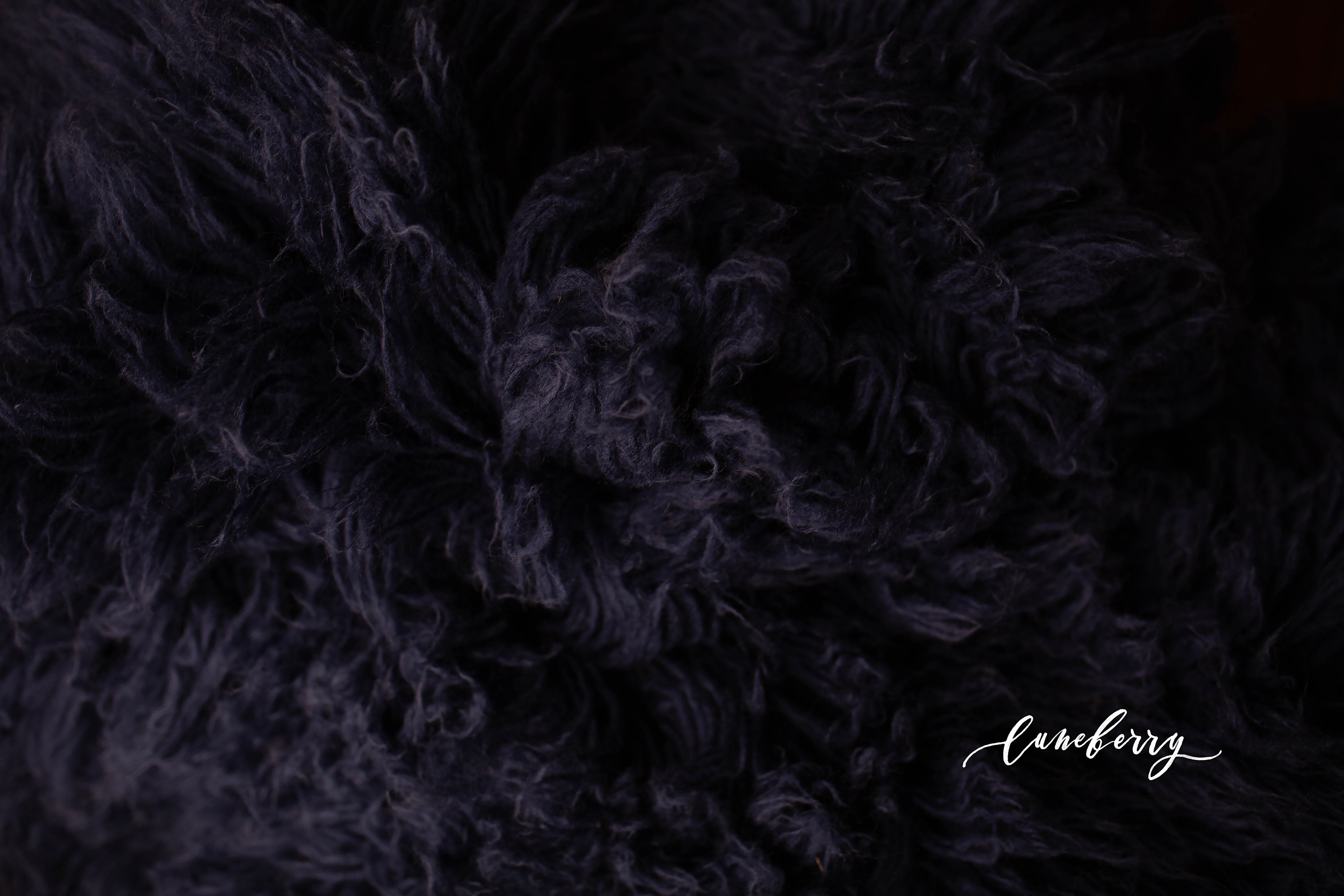 Flokati – Luneberry, LLC