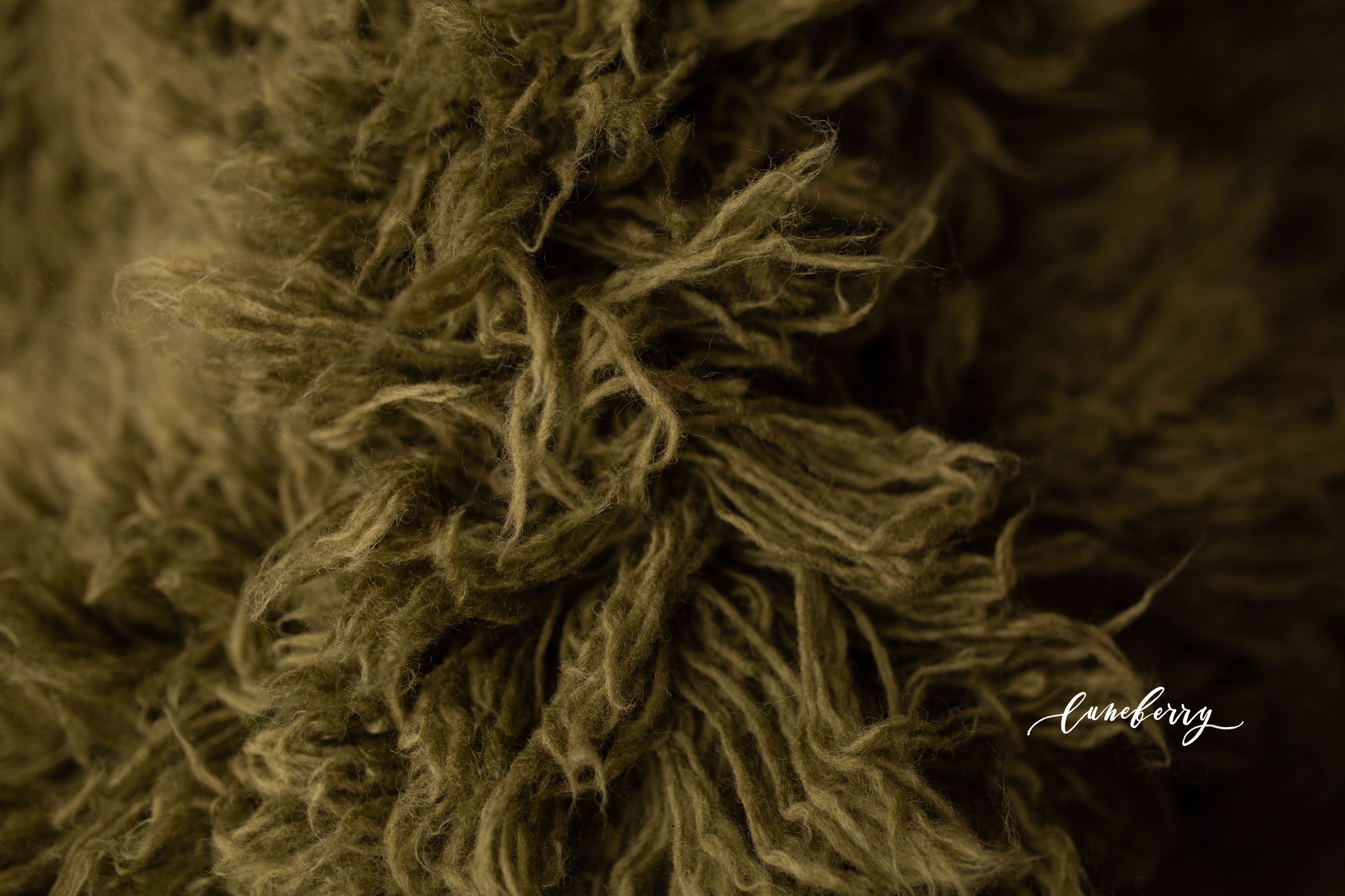 Flokati – Luneberry, LLC